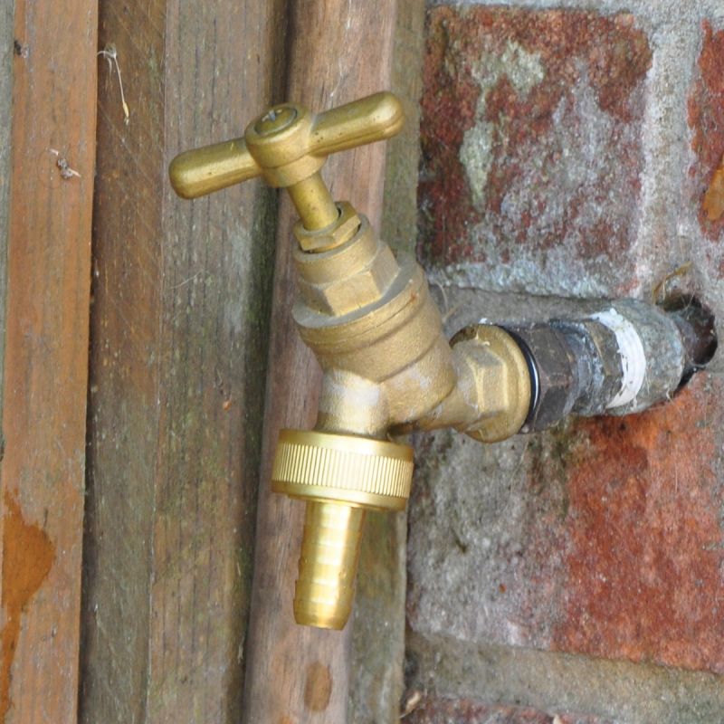 Garden Pro Master Universal Brass Tap
