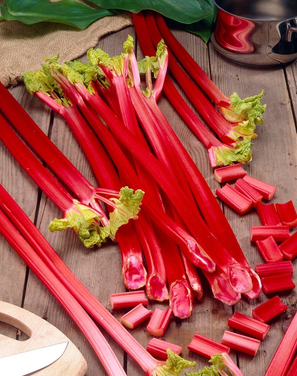 Rhubarb Raspberry Red