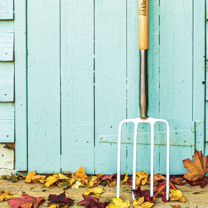 Ash & Steel : Heavy Duty Stainless Steel Garden Digging Fork with Ash ...