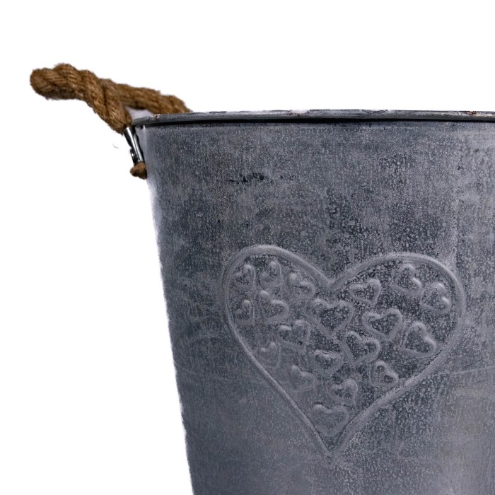 Heart Zinc Pot with Hessian Ears - Medium (18cm)