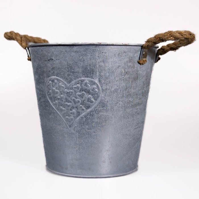 Heart Zinc Pot with Hessian Ears - Medium (18cm)