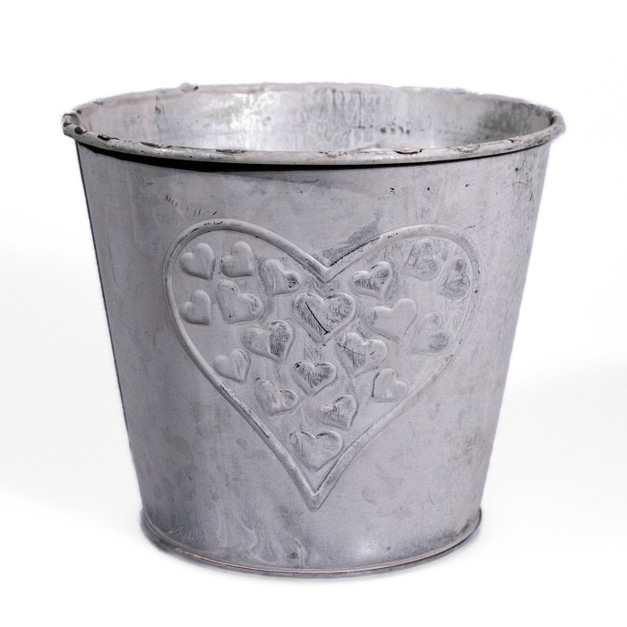 Heart Zinc Pot - Pack Of Three - Medium (14cm)